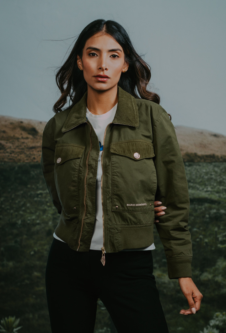 Bolsos, ropa y accesorios para mujer - undefined